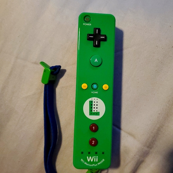 Nintendo | Toys | Luigi Wii Remote | Poshmark